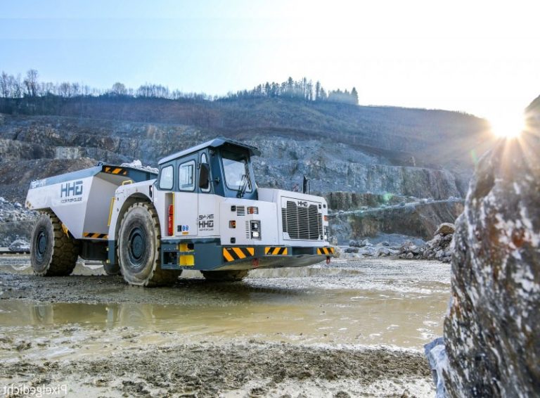 Battery & Electric Vehicle Powertrain Components | MEDATech